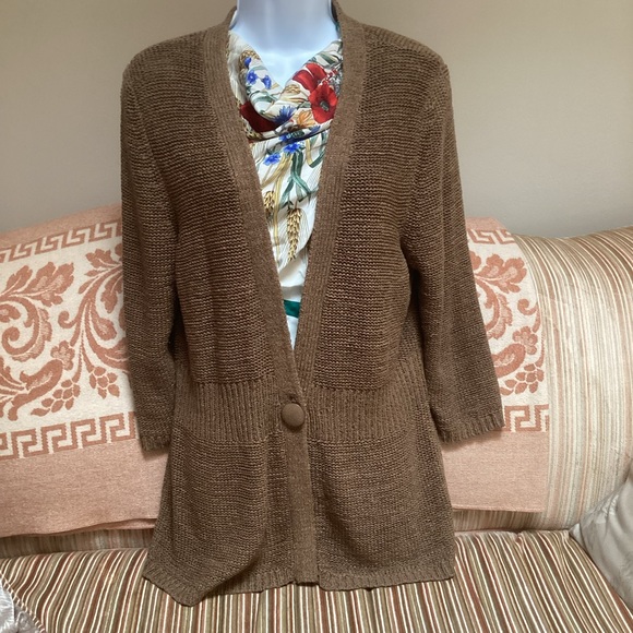 august silk | Sweaters | August Silk One Button Cardigan 34 Sleeve ...